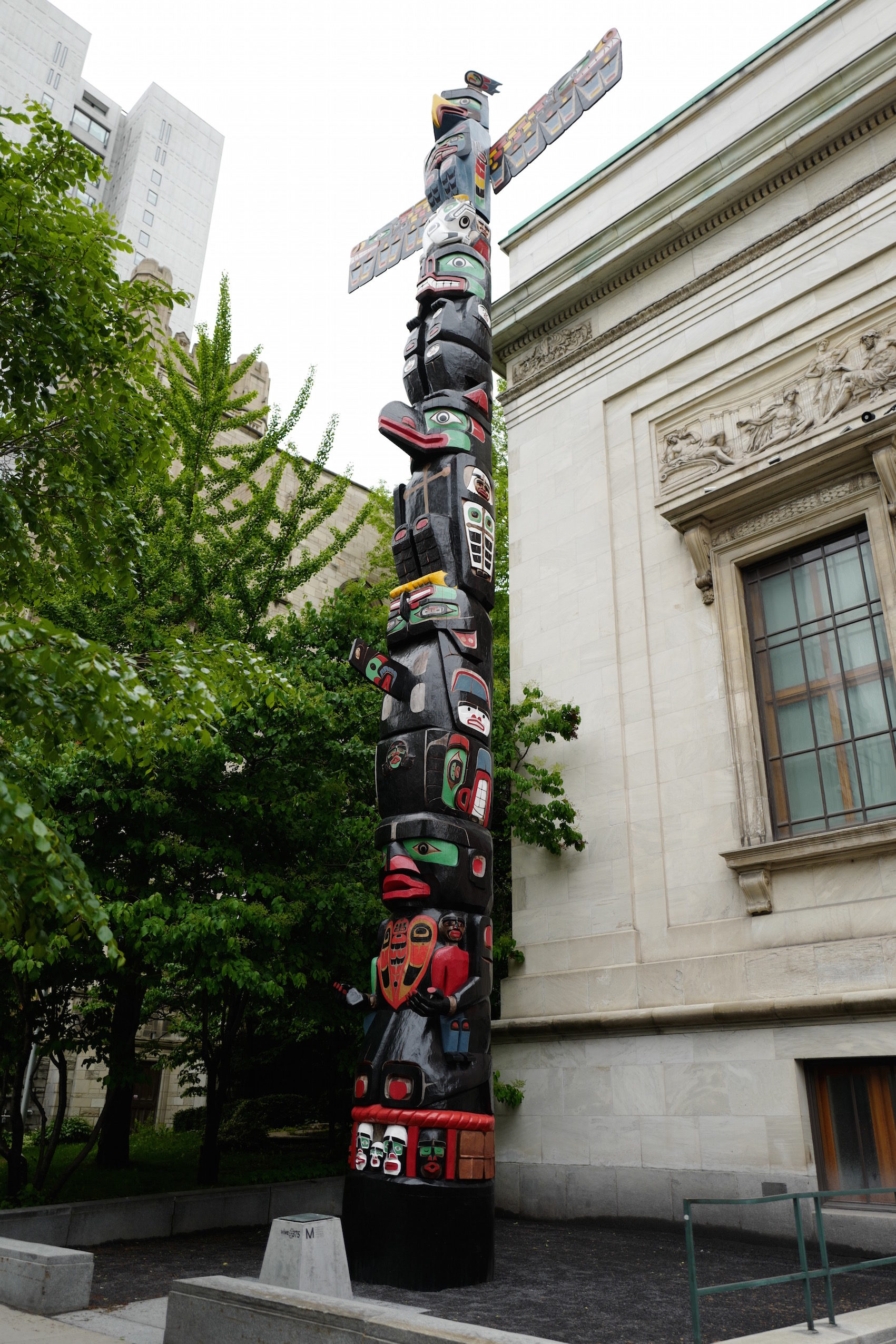 totem - Maudits Français